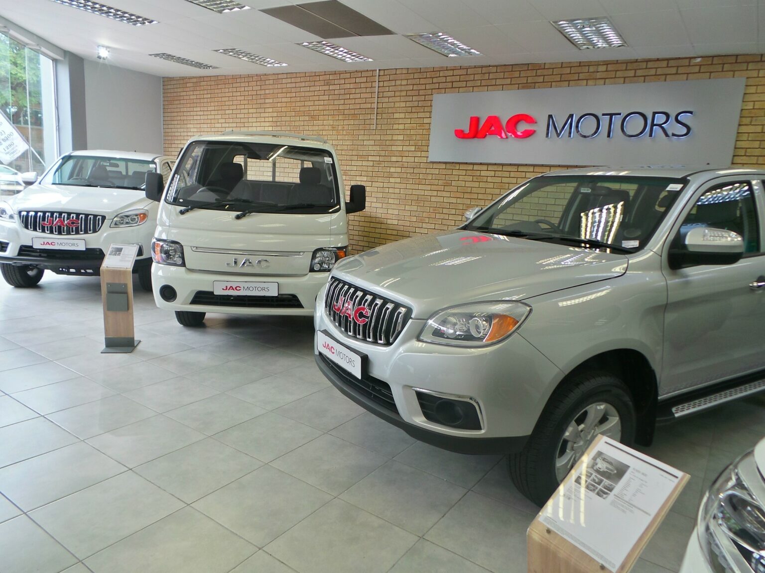 CMH JAC Motors Hatfield Opens Its Doors
